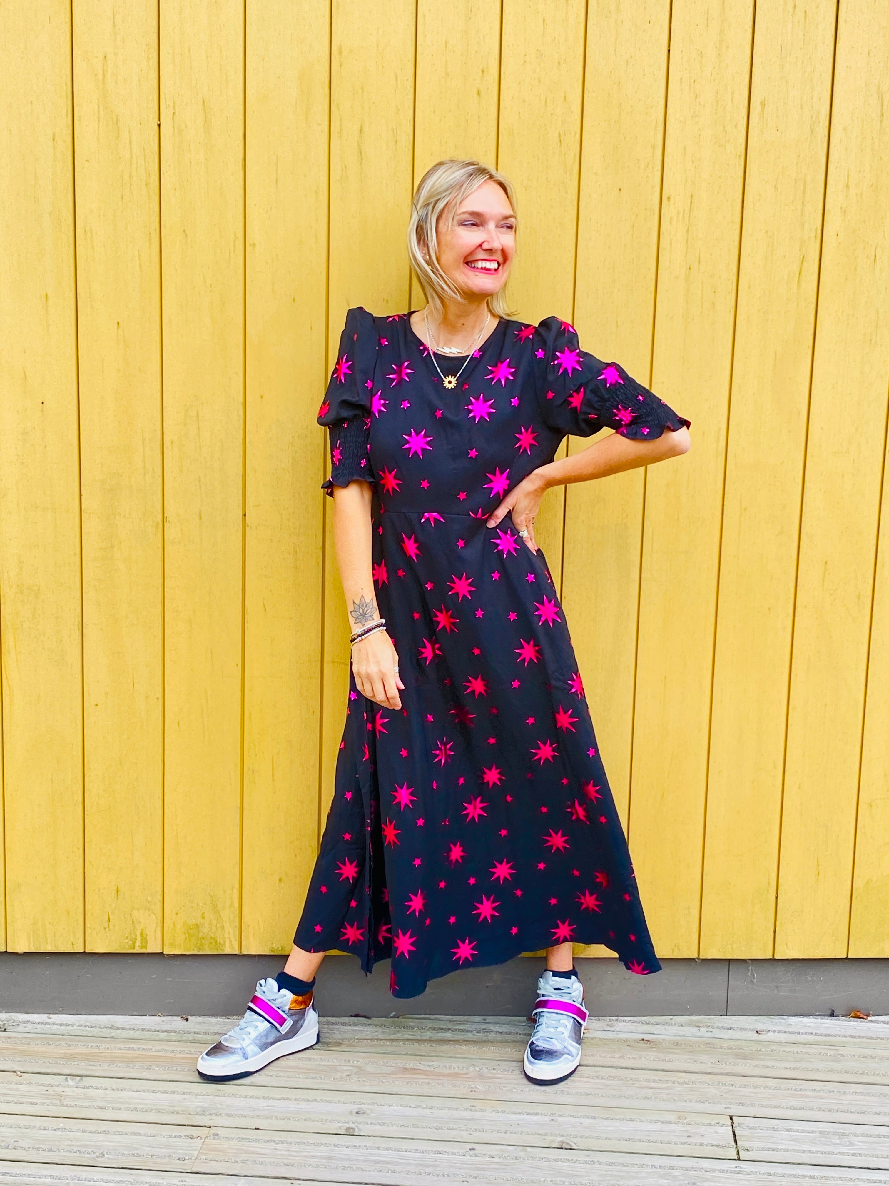 New In – Neon Marl